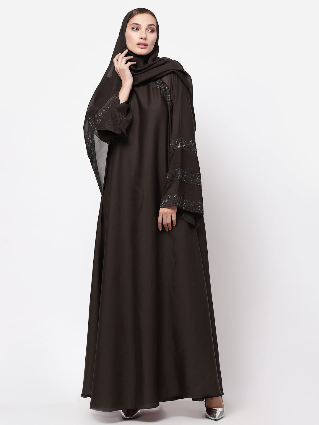 Klotthe Women Brown Embellished Burqa With Scarves – KLOTTHE®