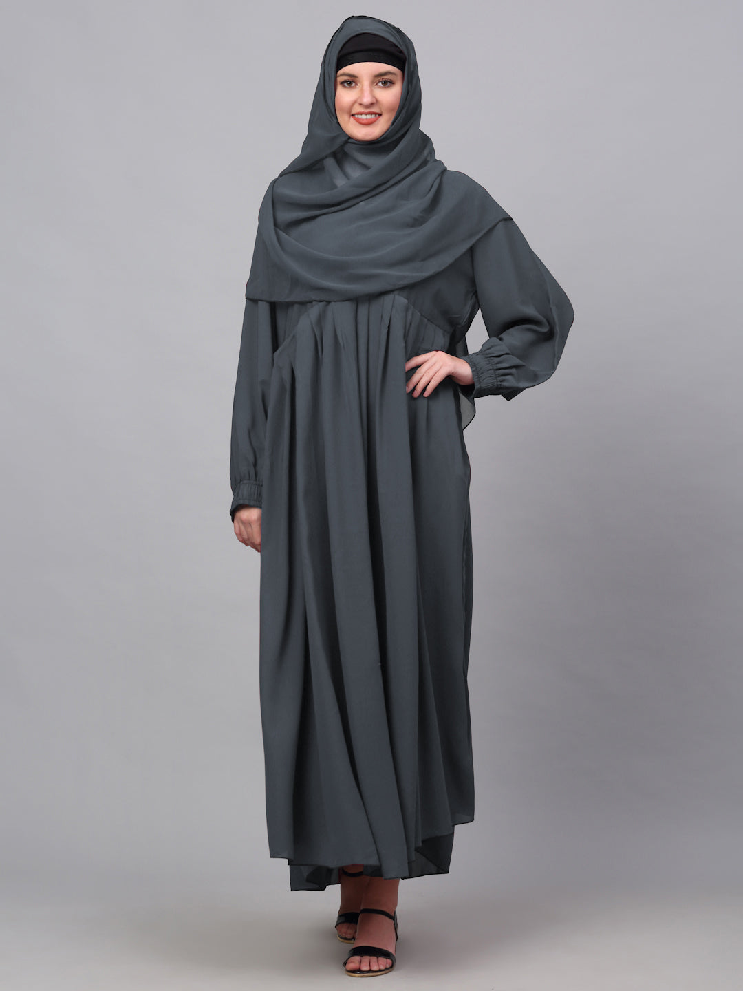 Klotthe Women Grey Embellished Burqa With Scarves – KLOTTHE®