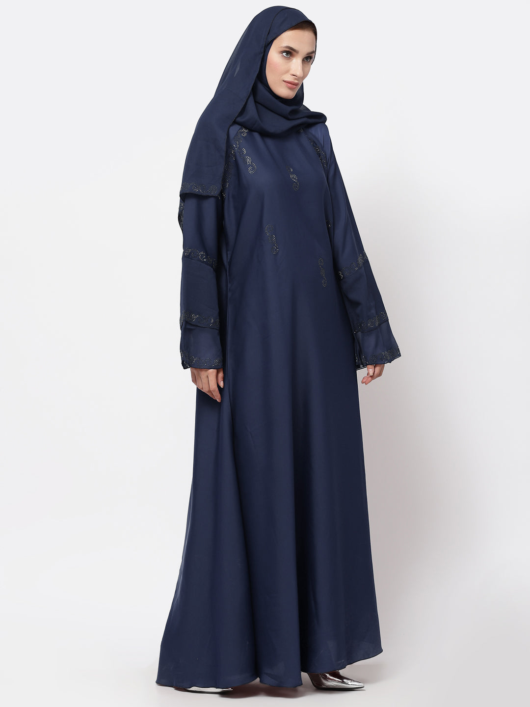 Klotthe Women Blue Embellished Burqa With Scarves – KLOTTHE®