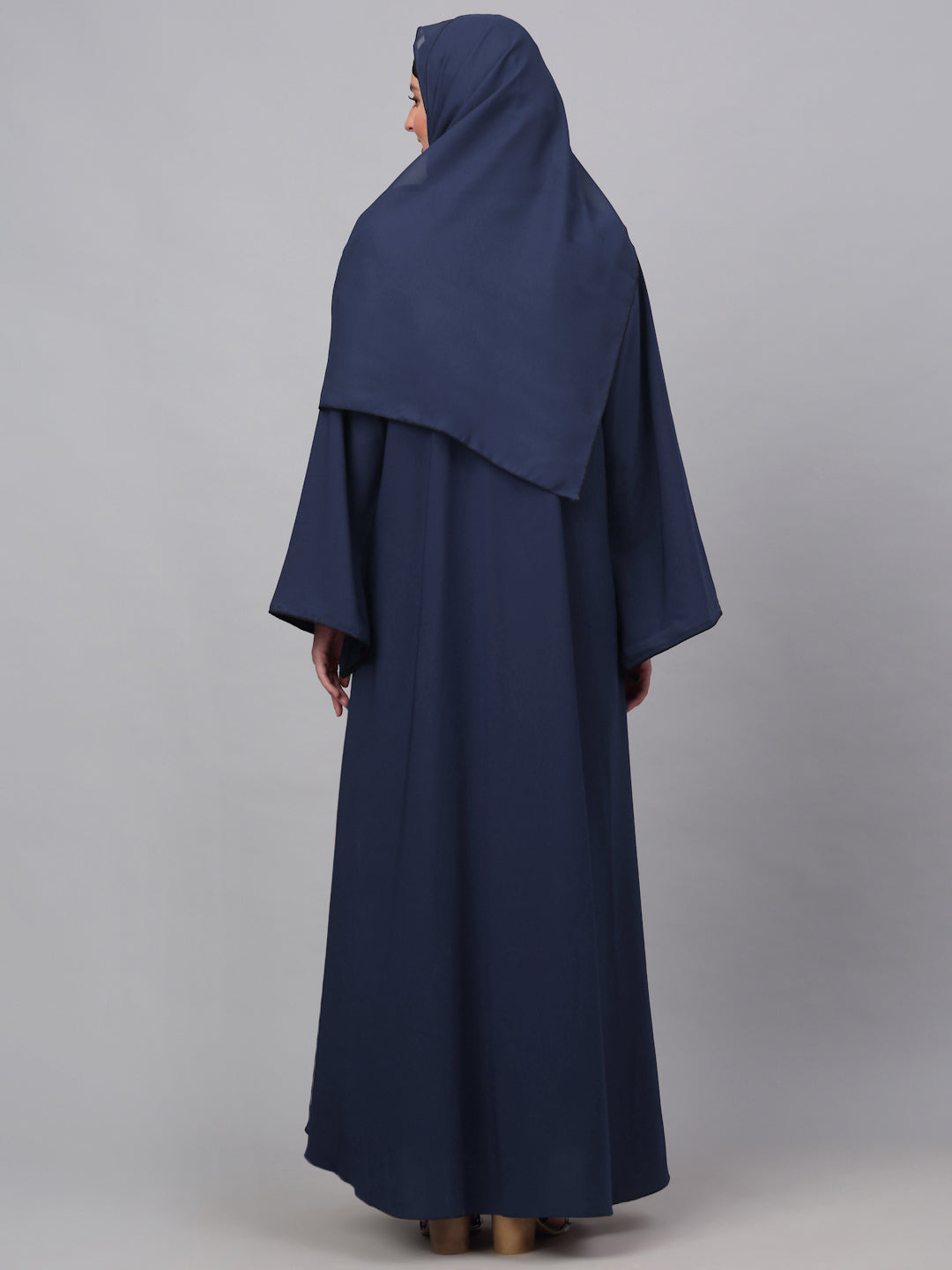 Klotthe Women Blue Embellished Burqa With Scarves – KLOTTHE®