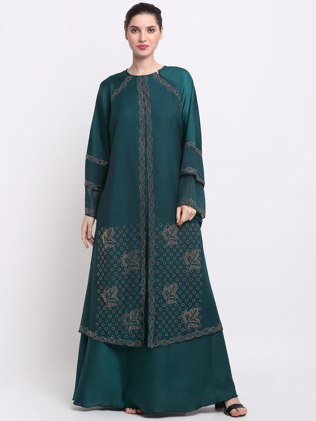 Klotthe Women Green Embellished Burqa With Scarves – KLOTTHE®