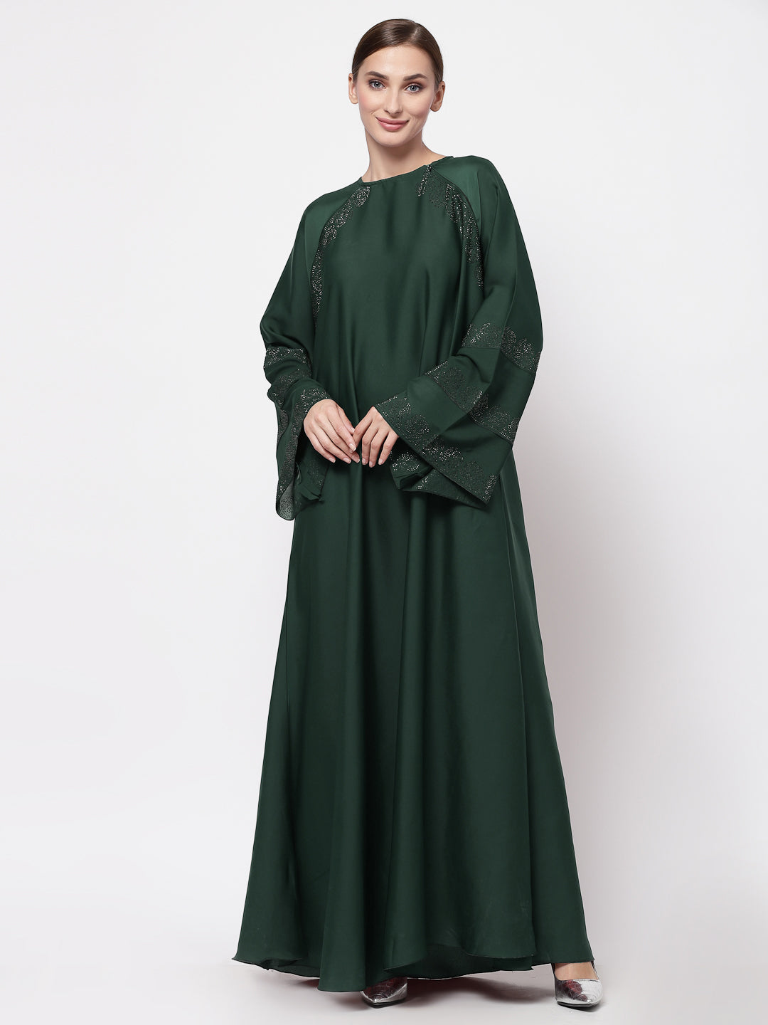 Klotthe Women Green Embellished Burqa With Scarves – KLOTTHE®